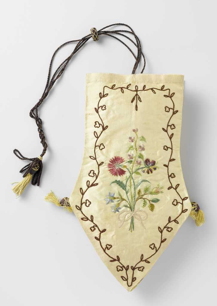Pattern for a Reticule based on one at the Rijk Museum